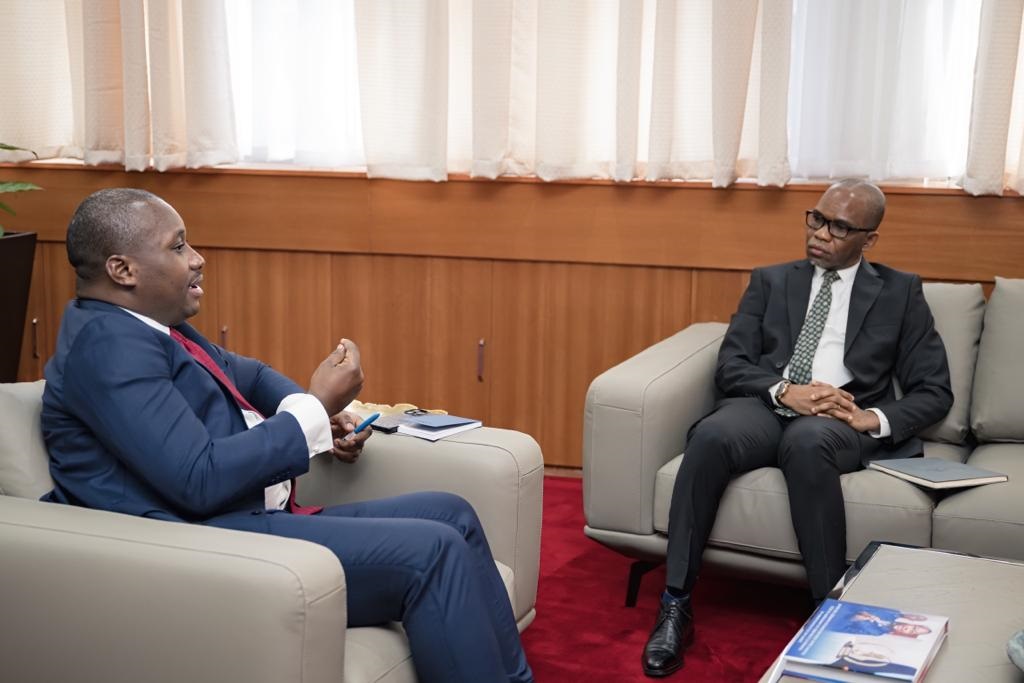 Guy Loando s’engage à protéger les parcs nationaux de la RD-Congo ...