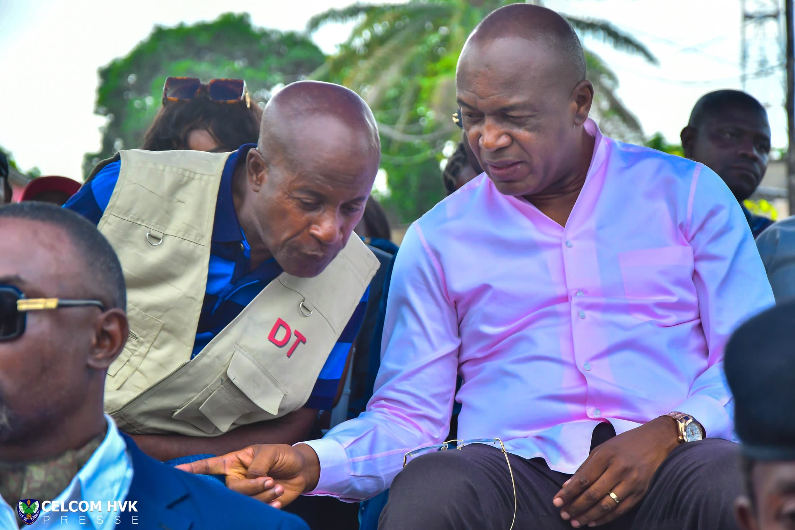 Kinshasa : Ngobila lance les travaux de lutte antiérosive et de ...