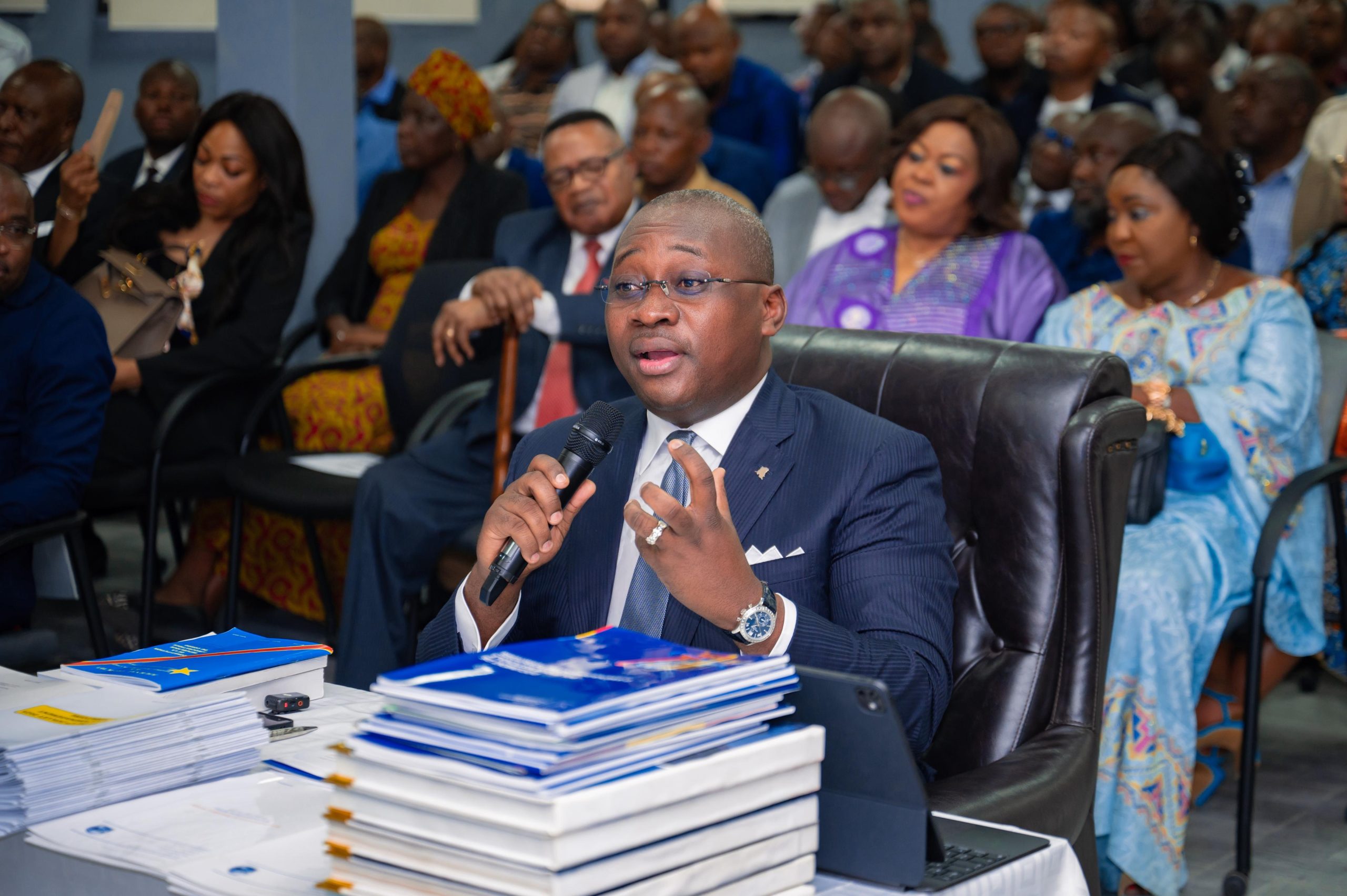 Loando décroche son DESS avec la plus grande distinction - AfricaNews RDC